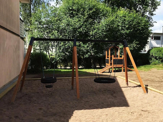 Legepladsgynger - Gyngesæt til legepladsen - Bestil her | tressudemiljø.dk