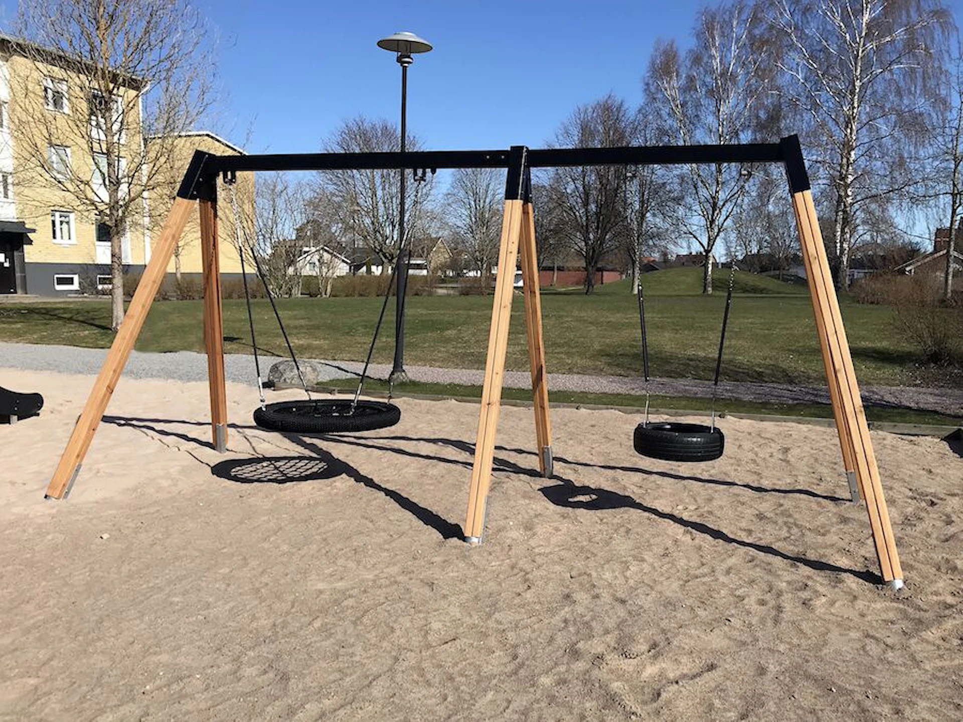 Fuglerede Gyngestativ 1 plads | tressudemiljø.dk