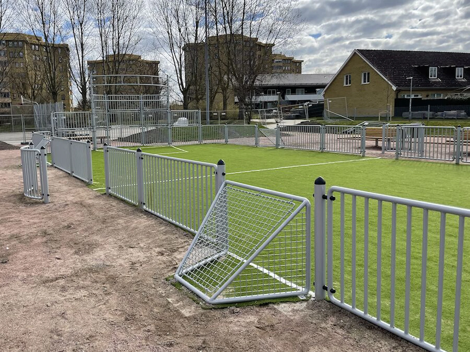 Multibane Sports Arena 20 x 9 meter | tressudemiljø.dk